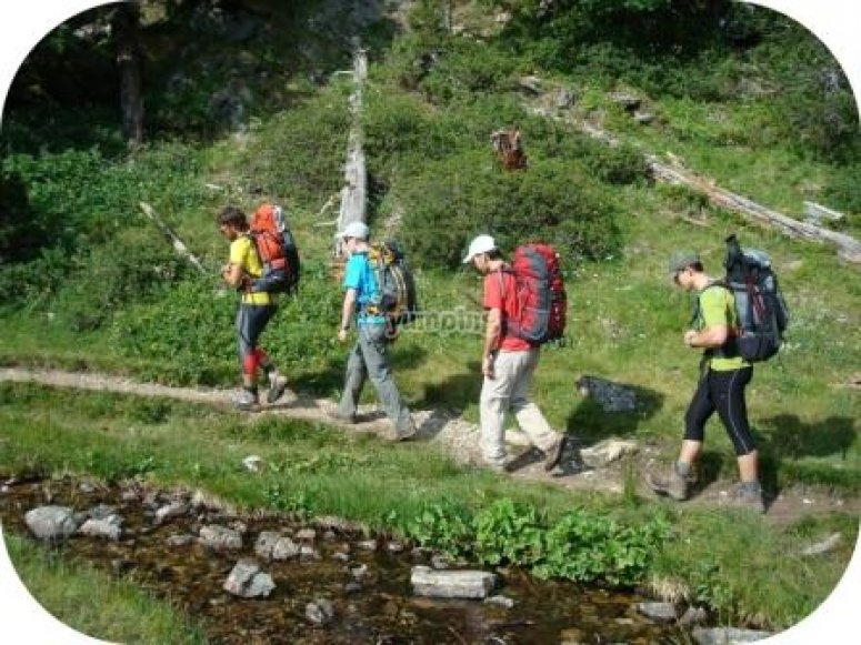 Curso de perfeccionamiento del Excursionismo desde 105€ - Yumping.com