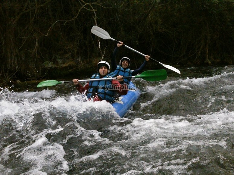 Descenso del río Cabriel en canoa-raft 2 horas desde 40€ - Yumping.com