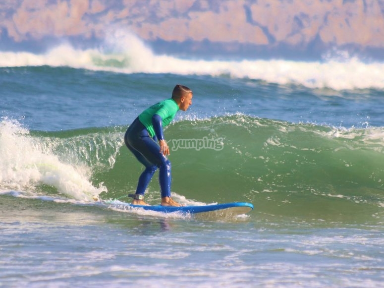 Surf en Suances 5 días y 4 noches Temp Baja desde 269€ - Yumping.com