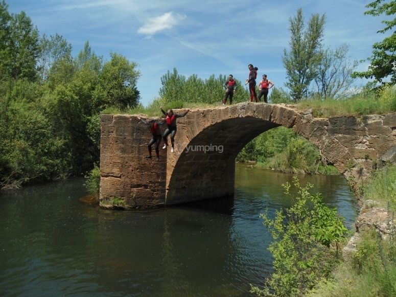 Descenso del barranco de Pedroso, medio día desde 42€ - Yumping.com