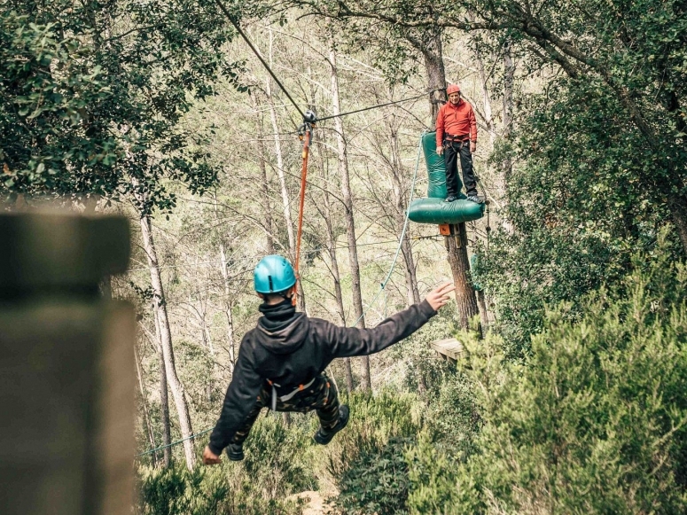 Pack tyrolienne multi-aventure à Santa Susana 2h à partir de 25€ | Yumping