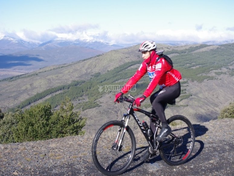 Excursión circular en BTT, Tamajón, media jornada desde 25€ - Yumping.com