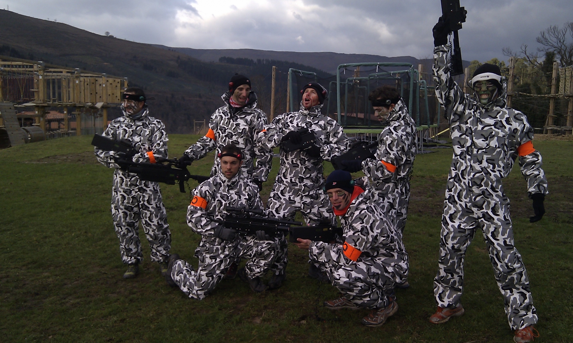 Jugar al Laser Tag en España: 186 precios y ofertas 2026 | Yumping