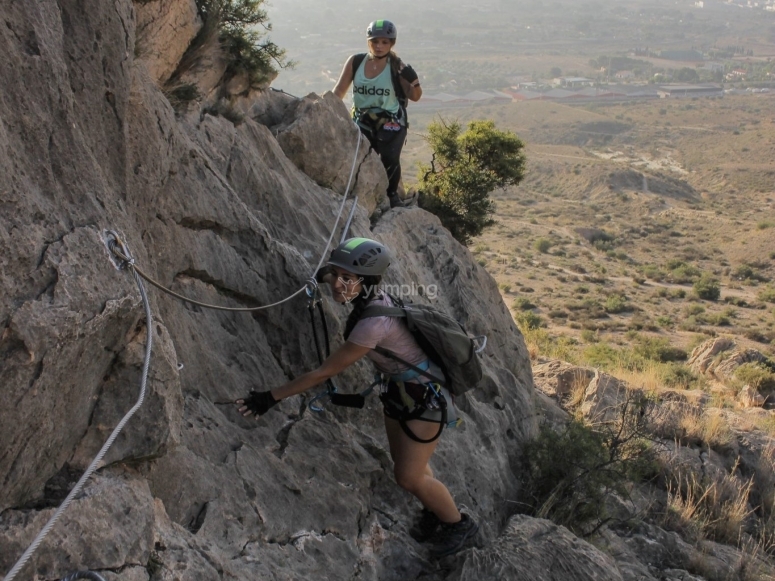 Via ferrata de Bolón avec tyrolienne, niveaux k1-k3 à partir de 45€ | Yumping
