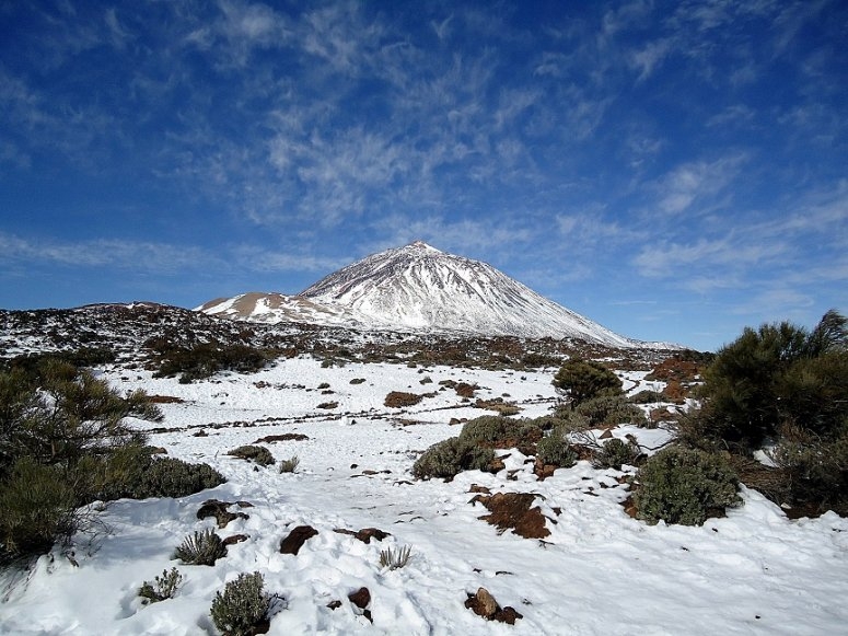 Montañismo de altura en el Teide Tenerife 5 horas desde 55€ - Yumping.com