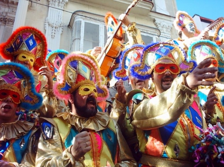 Ruta por el Carnaval de Cádiz 2 horas desde 25€ | Yumping