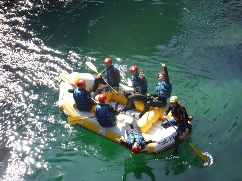 Rafting extremo en río Cares con fotos y picnic desde 40€ | Yumping