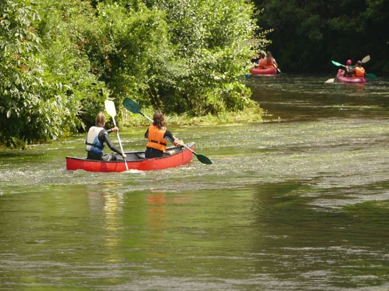 Descenso del río Eo en canoa para adultos 2:30h desde 35€ - Yumping.com