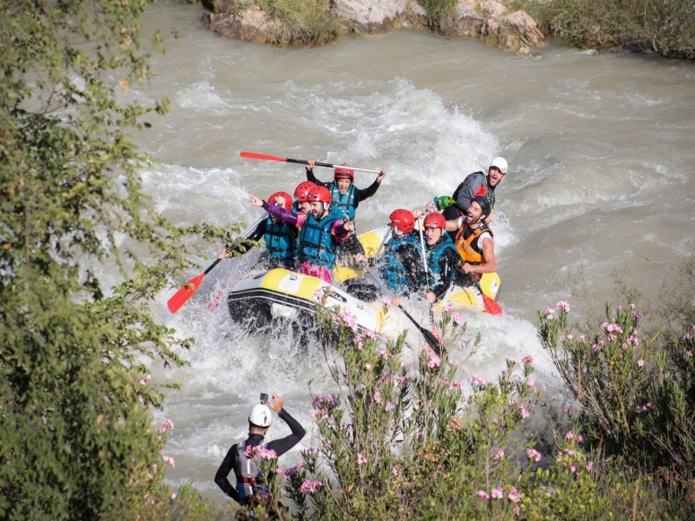 Descenso en rafting del río Genil 4 horas desde 30€ - Yumping.com