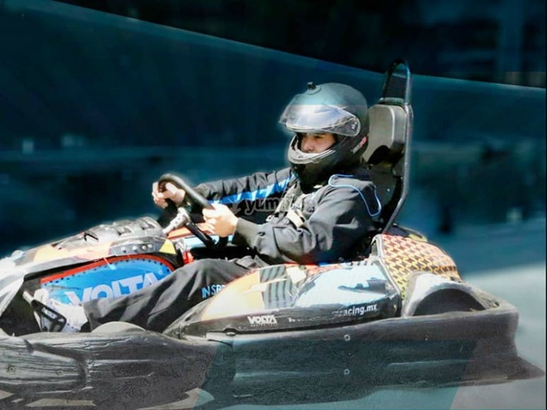 Volta Racing Labs, precios y reservas 2025 | Yumping